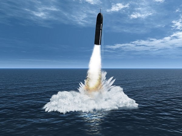 Французский флот успешно испытал новую версию баллистической ракет M51